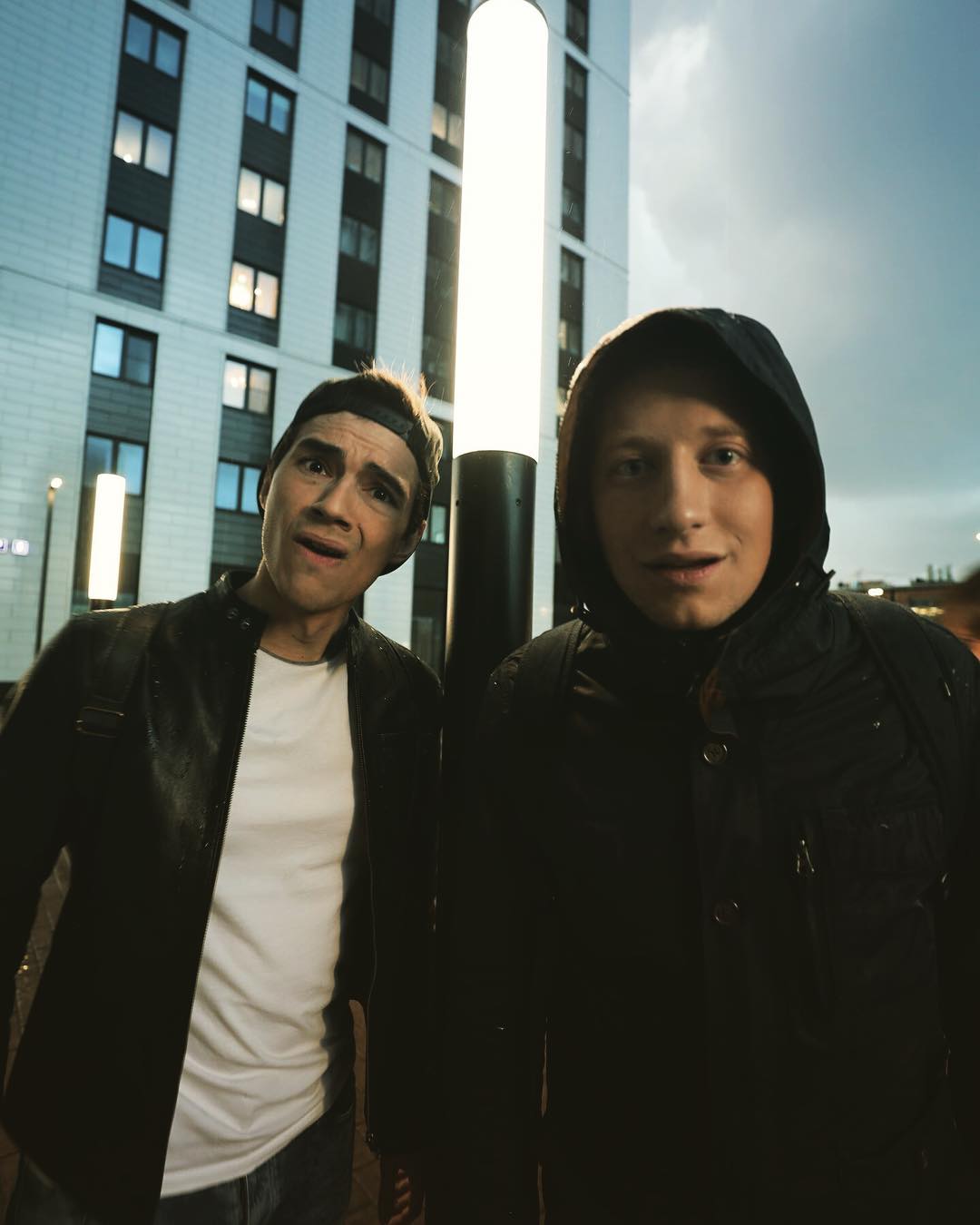 Паша (Селфи детектив) – биография ведущего на Пятнице Павла Томилко и ...